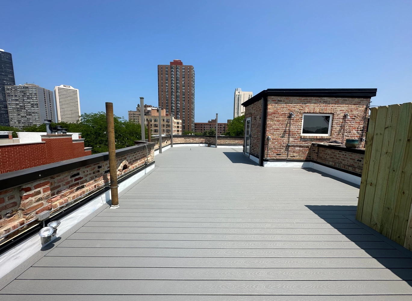 Gallery - Chicagoscape Roofdeck